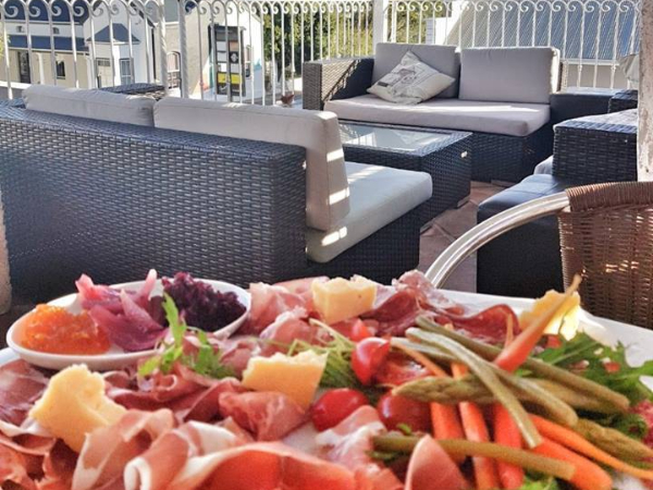Cafe Franschhoek (formerly Cafe Traumerei) - Restaurant in Franschhoek ...