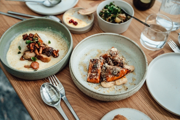 The sharing-plates menu: a diner’s dream or a chaotic nightmare? - Eat Out